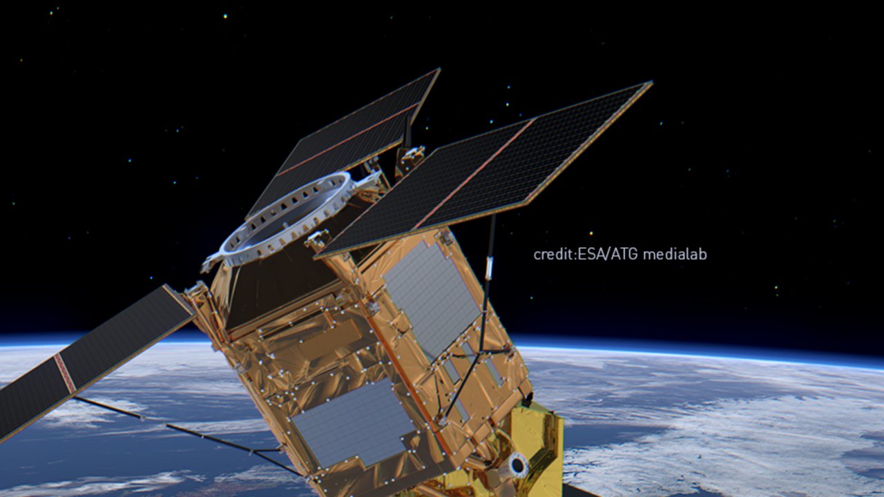Spacecraft Solar Panel Design